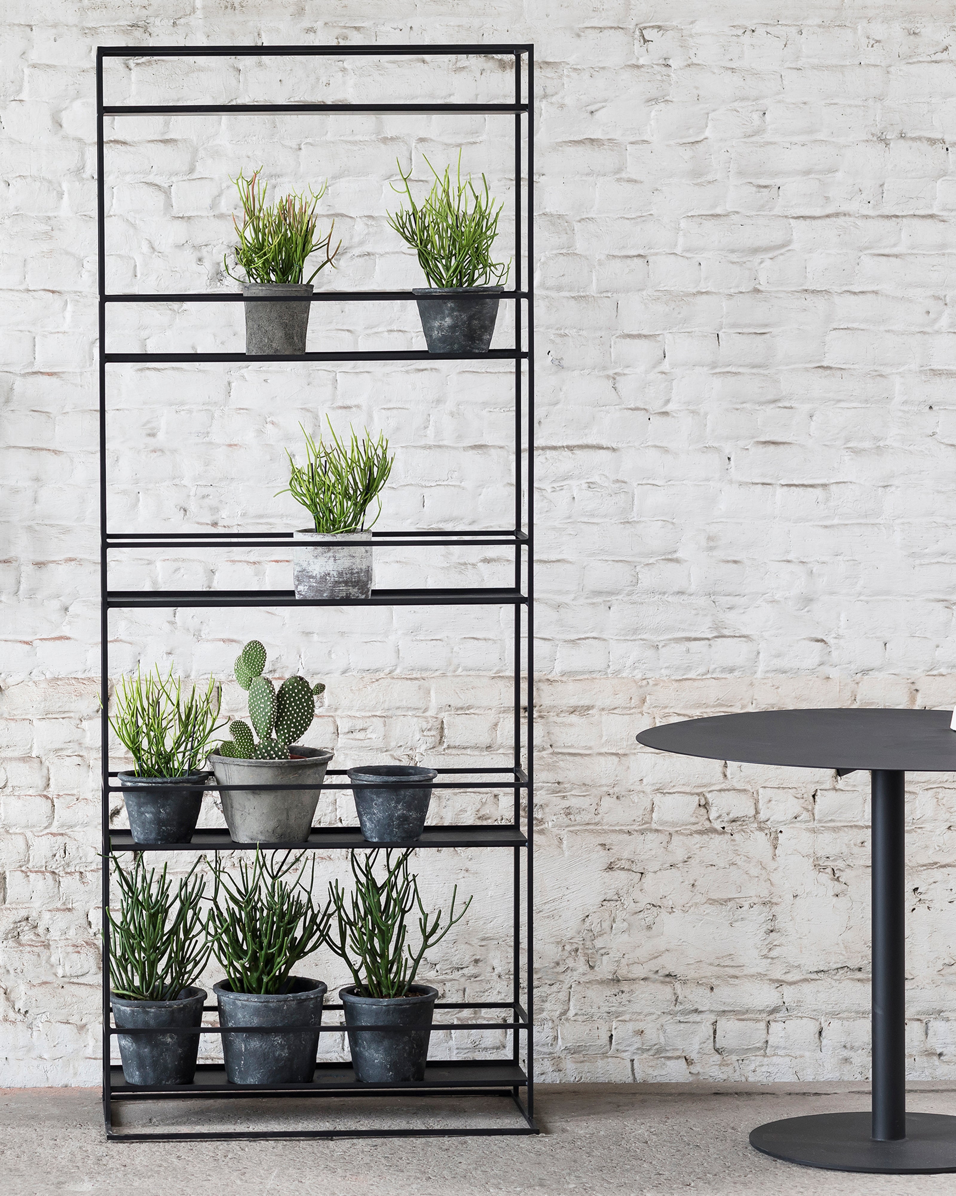 Display plant stand by Morris Marigo for Serax – SERAX