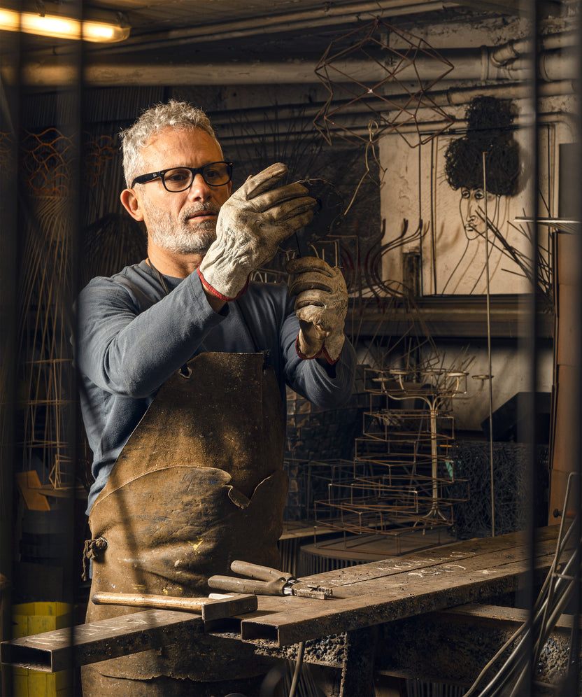 Ironwork as a dance between elegance and playfulness – SERAX